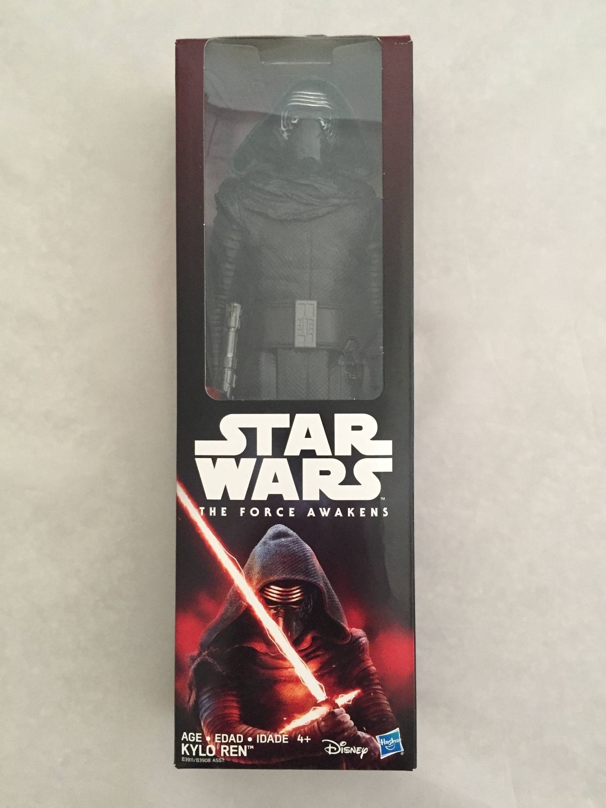 New 12'' Force Awakens action figures reveal info on the characters