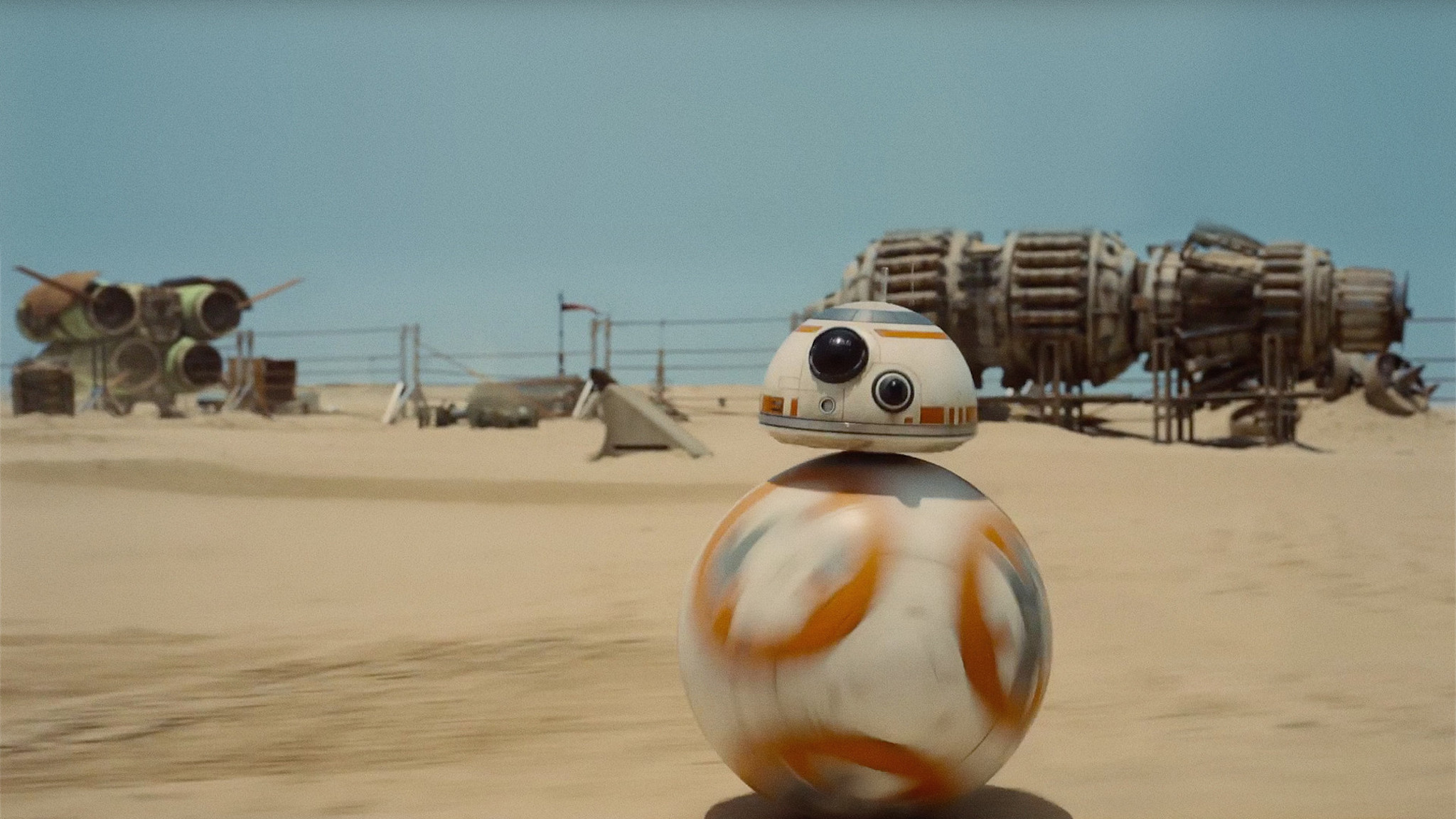 New Force Awakens TV spot shows a new feature of BB-8