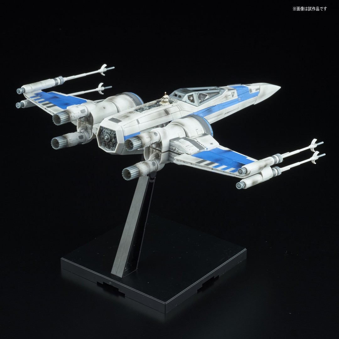 New Last Jedi Blue Squadron Resistance X-Wing Fighter Model Kit ...